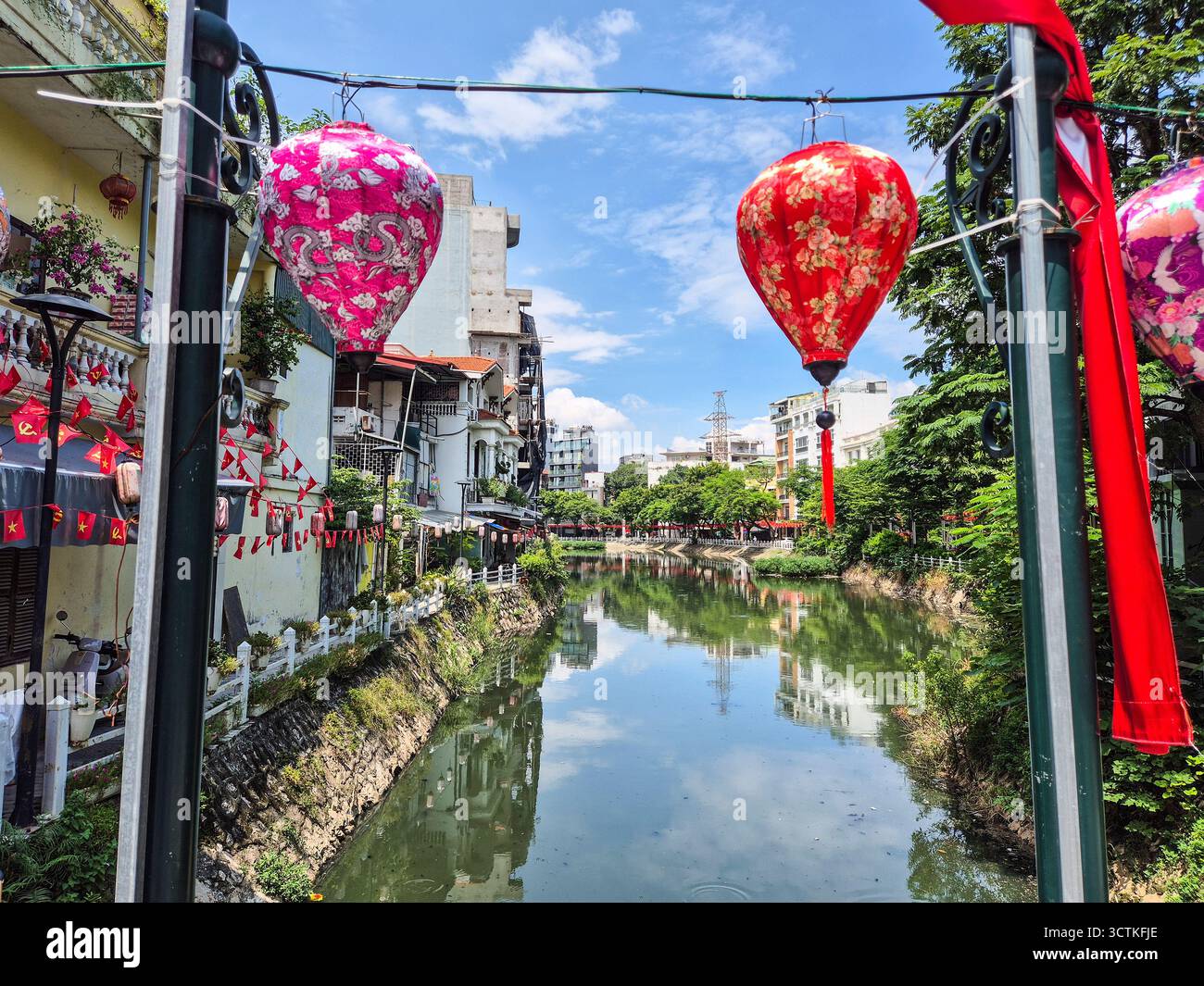 Vietnam, Hanoi, local river Stock Photo - Alamy