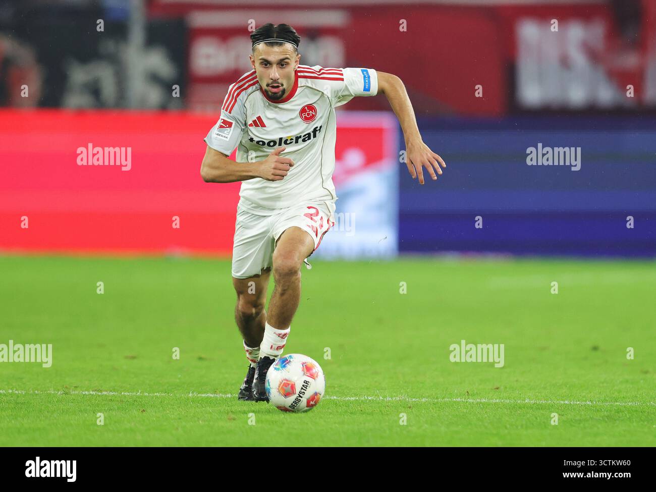 firo: 03.10.2025, football, soccer, season 2025/2026, 2.Bundesliga ...