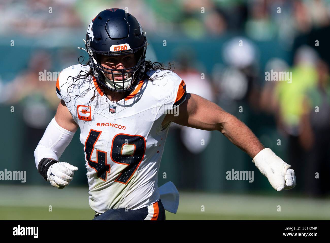 Denver Broncos linebacker Alex Singleton in action during an NFL ...