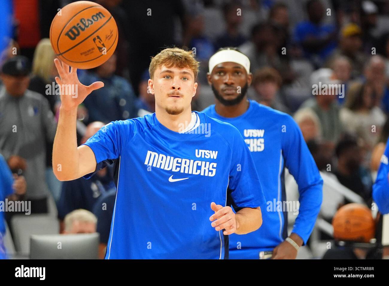 Dallas Mavericks forward Cooper Flagg warms up before a preseason NBA ...