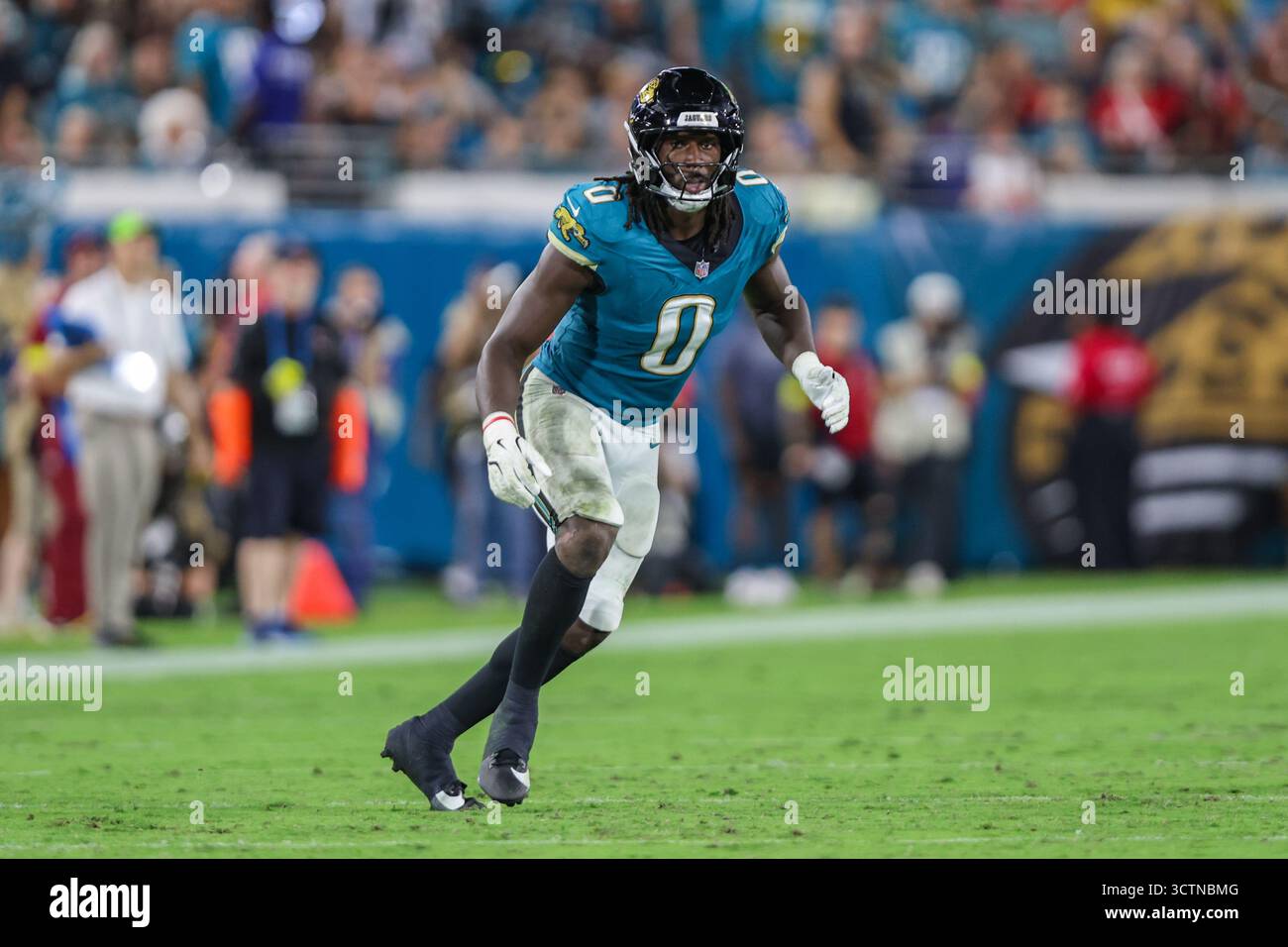 Jacksonville Jaguars linebacker Devin Lloyd (0) watches the play ...