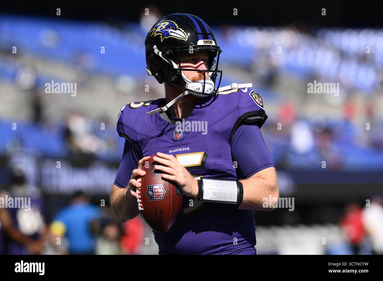 Baltimore Ravens quarterback Cooper Rush (15) warms up before an NFL ...