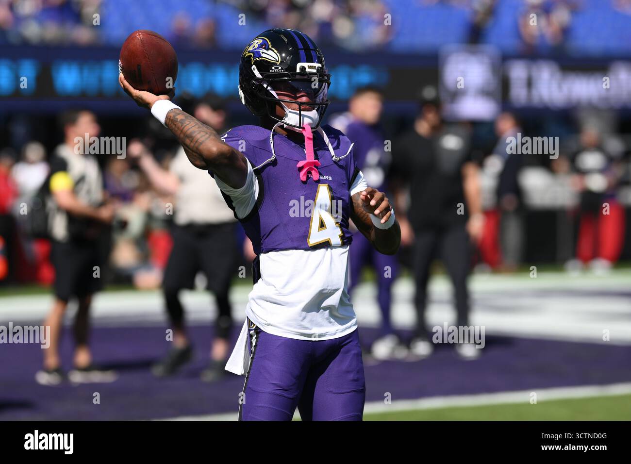 Baltimore Ravens wide receiver Zay Flowers (4) warms up before an NFL ...