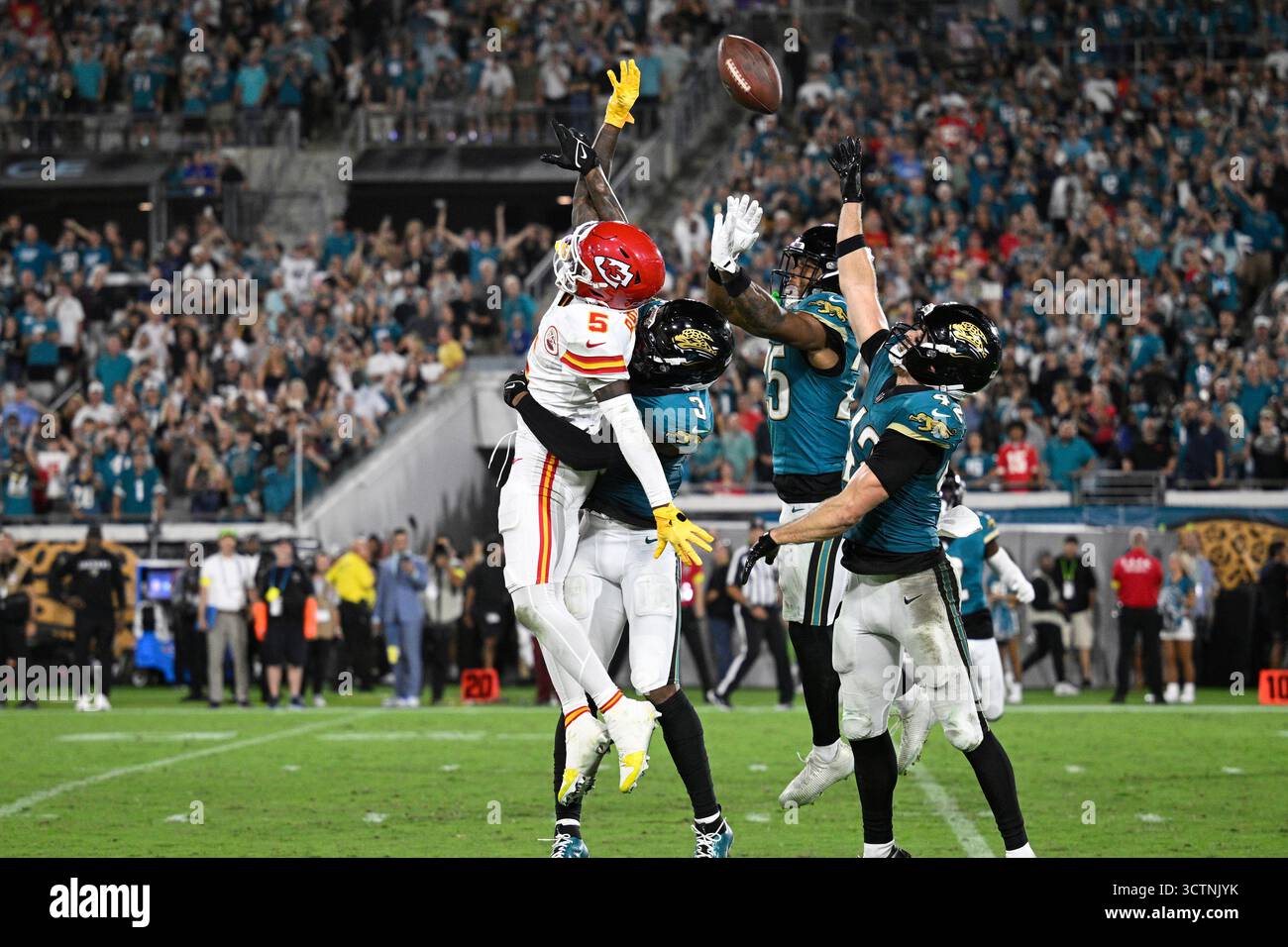 Kansas City Chiefs wide receiver Marquise Brown (5) competes for a pass ...