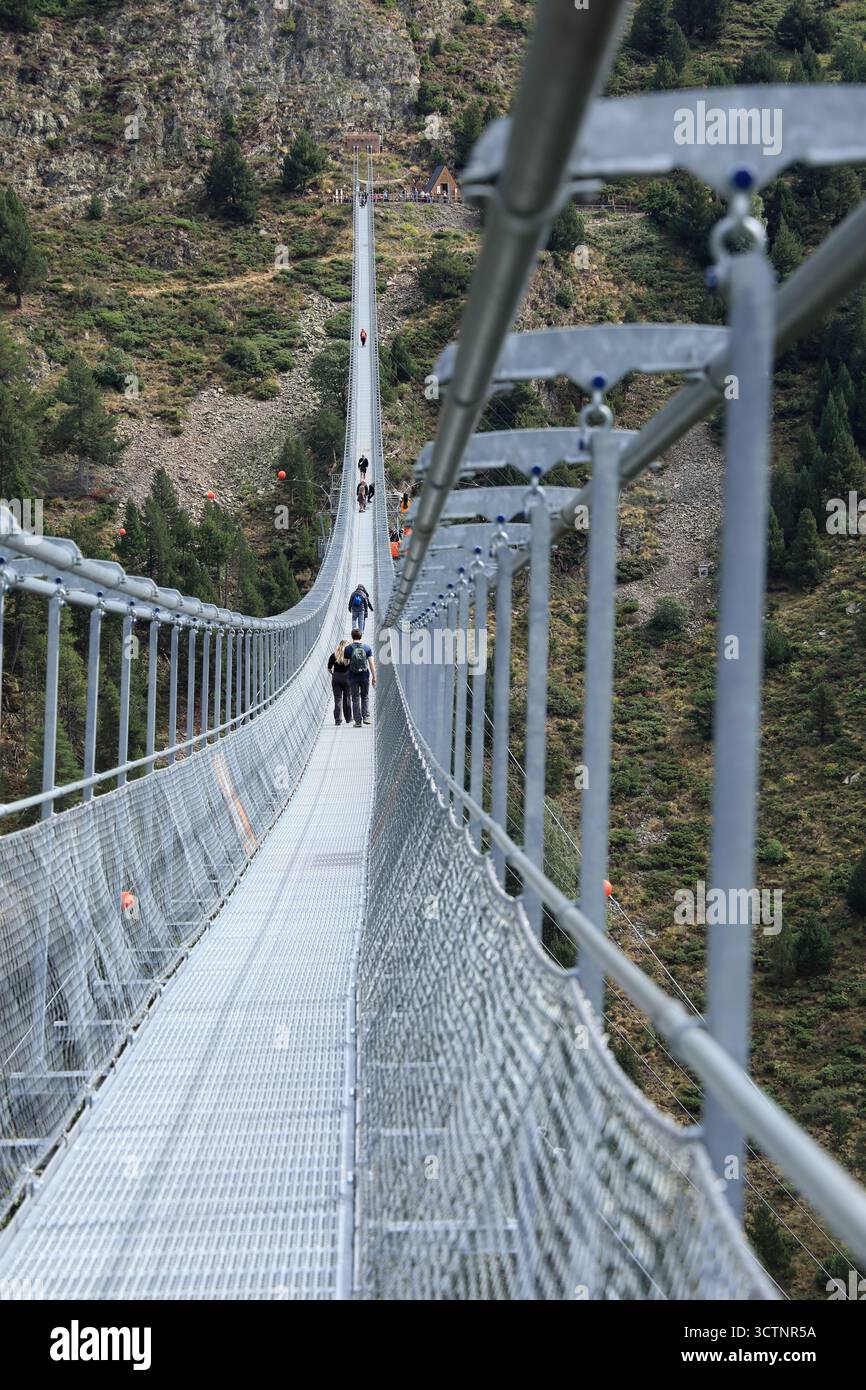 Andorra suspension bridge hi-res stock photography and images - Alamy