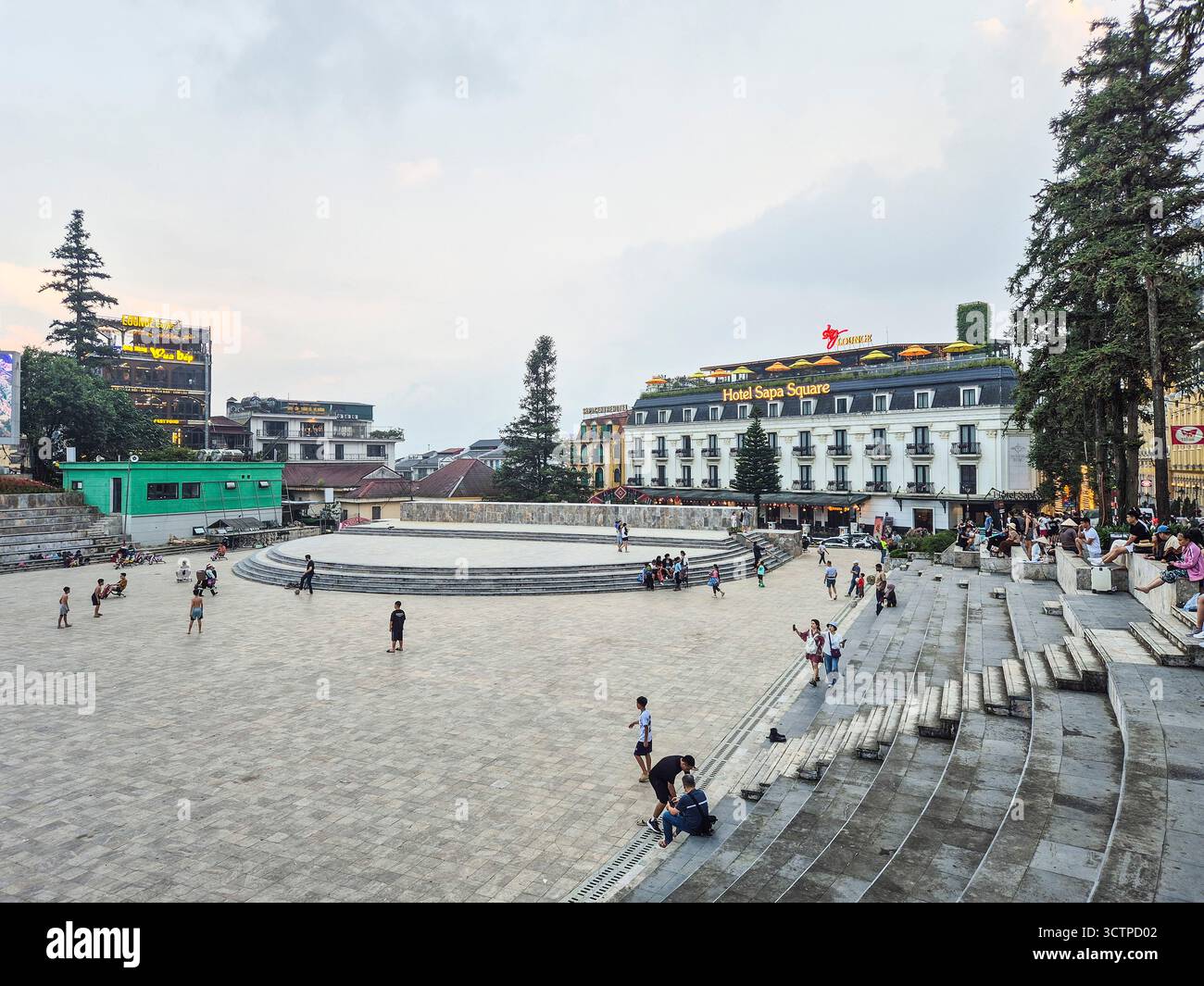 Vietnam sapa city center hi-res stock photography and images - Alamy
