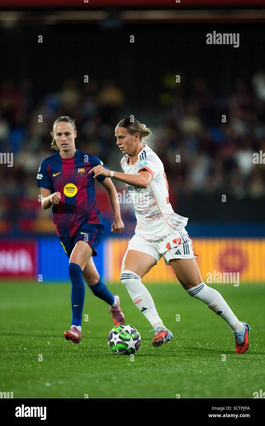 Barcelona, Spain, 7, October, 2025. Bayern Munich women player (17 ...