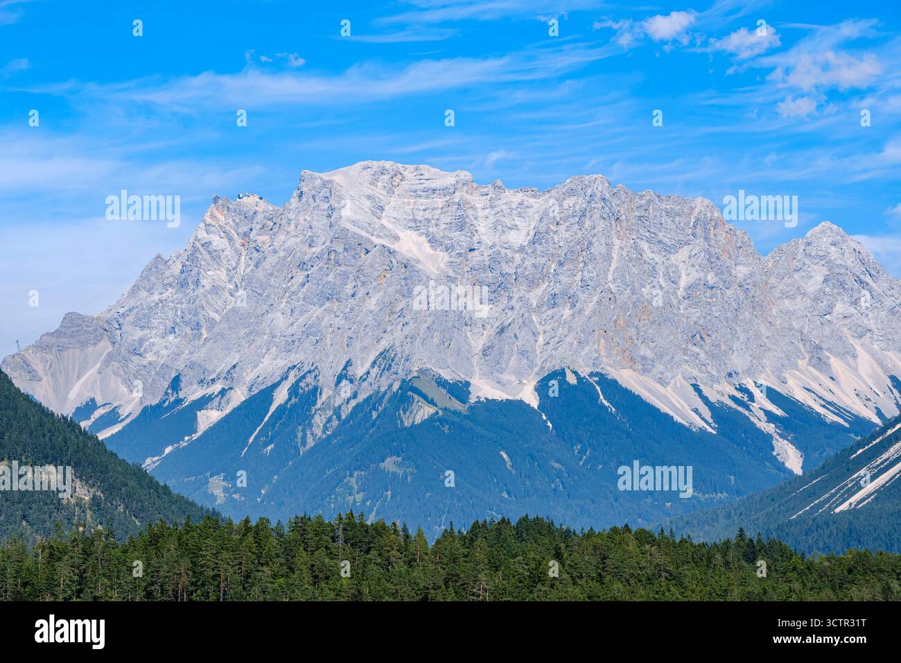 Zugspitze, Wettersteingebirge, Alpen, Deutschland und Österreich Blick ...