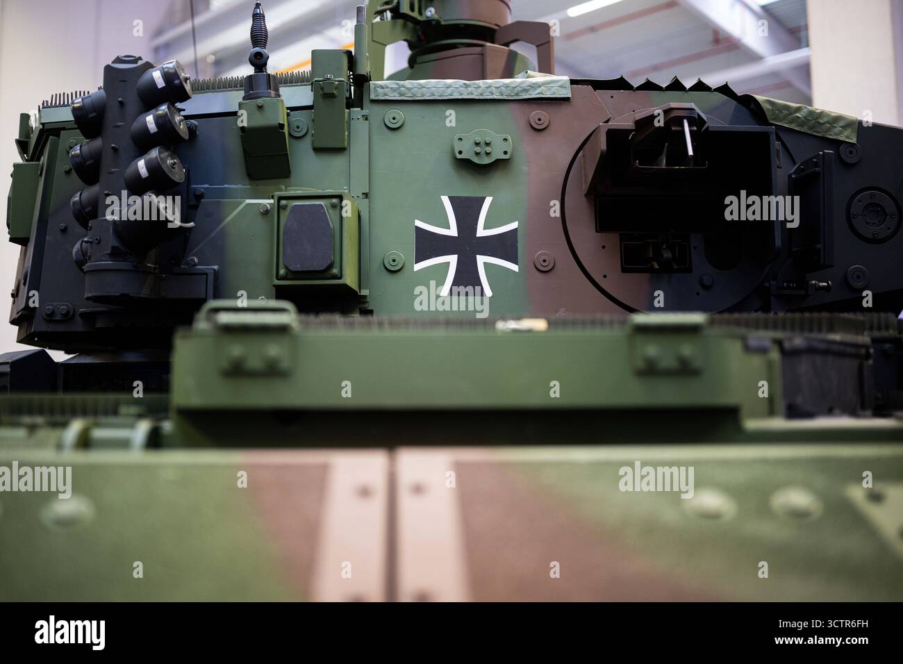 27.08.2025 - Einweihung Artilleriewerk von Rheinmetall in Unterlüß ...