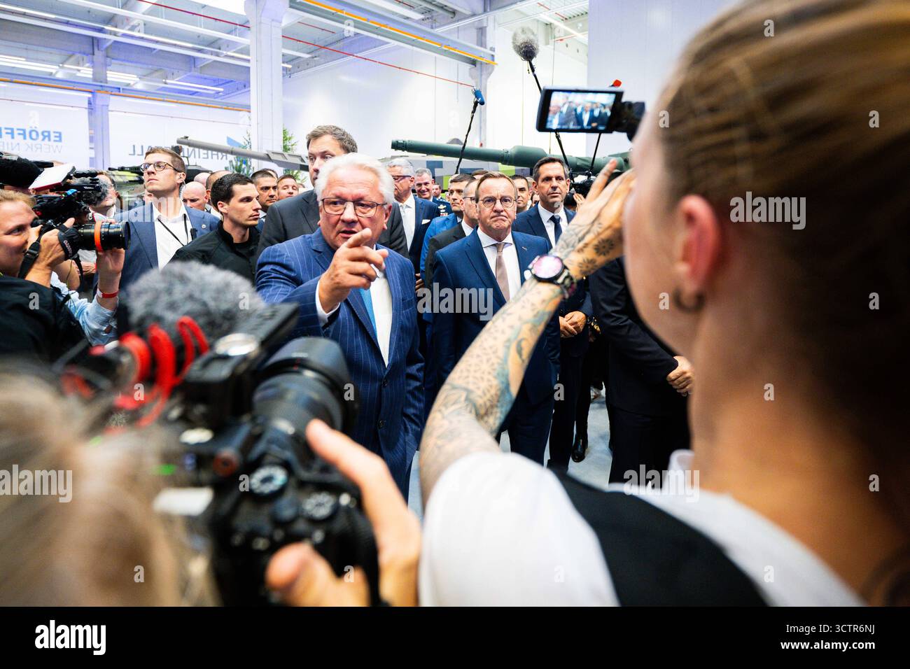 27.08.2025 - Einweihung Artilleriewerk von Rheinmetall in Unterlüß ...