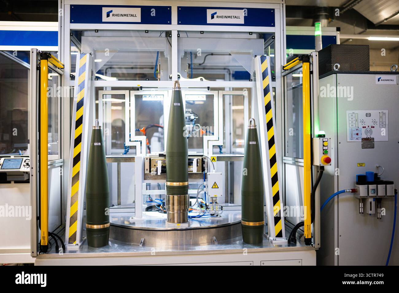 27.08.2025 - Einweihung Artilleriewerk von Rheinmetall in Unterlüß ...