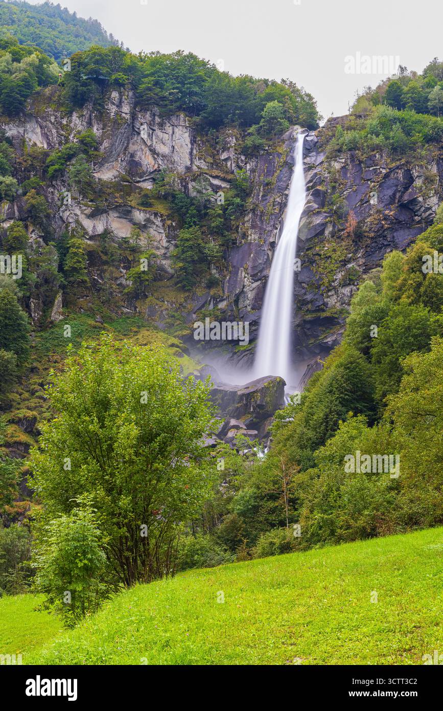 Long exposure photograph of the Cevio waterfall near Cevio in Ticino ...