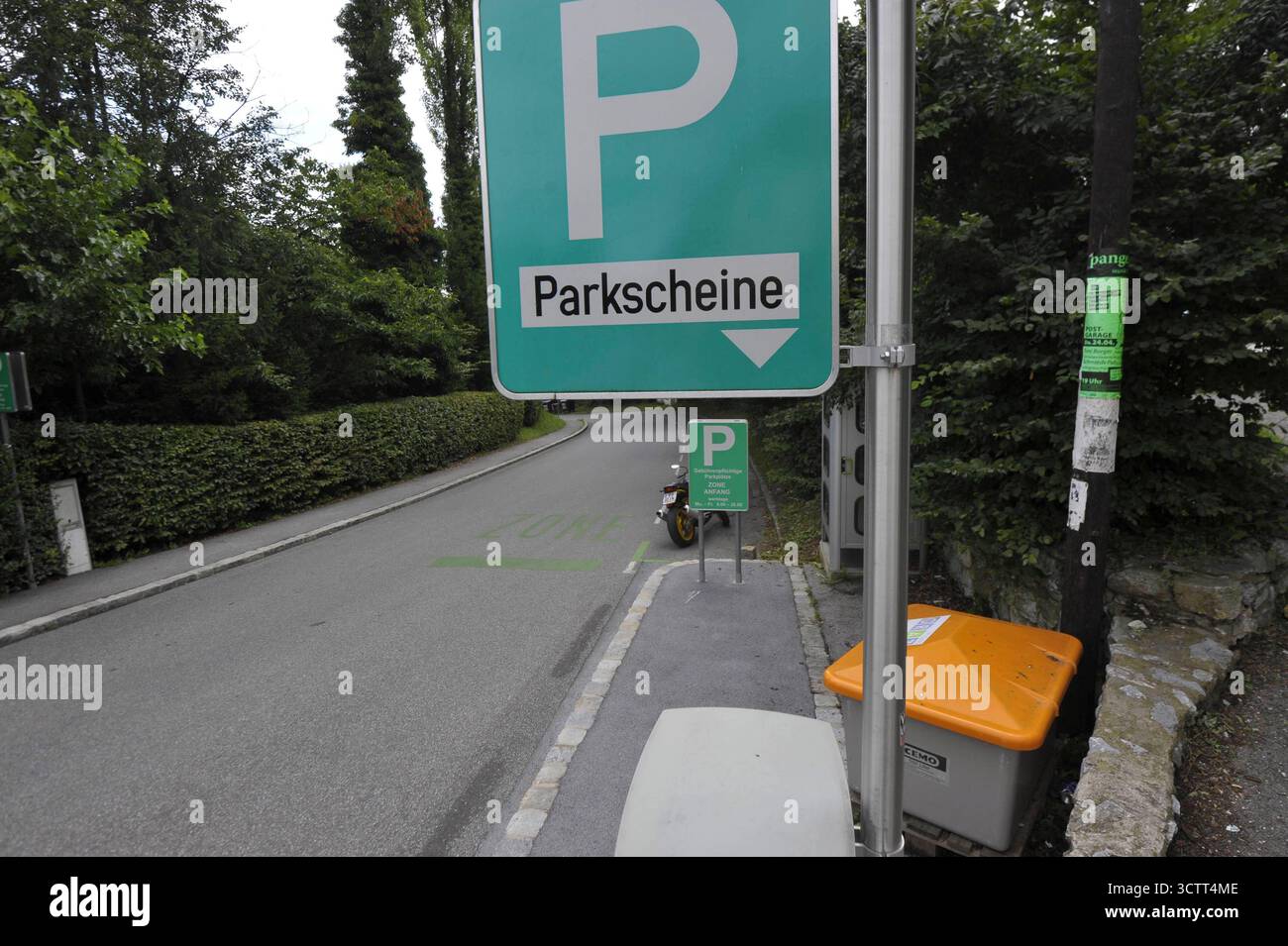 green environmental zone or green parking zone sign in the city green ...