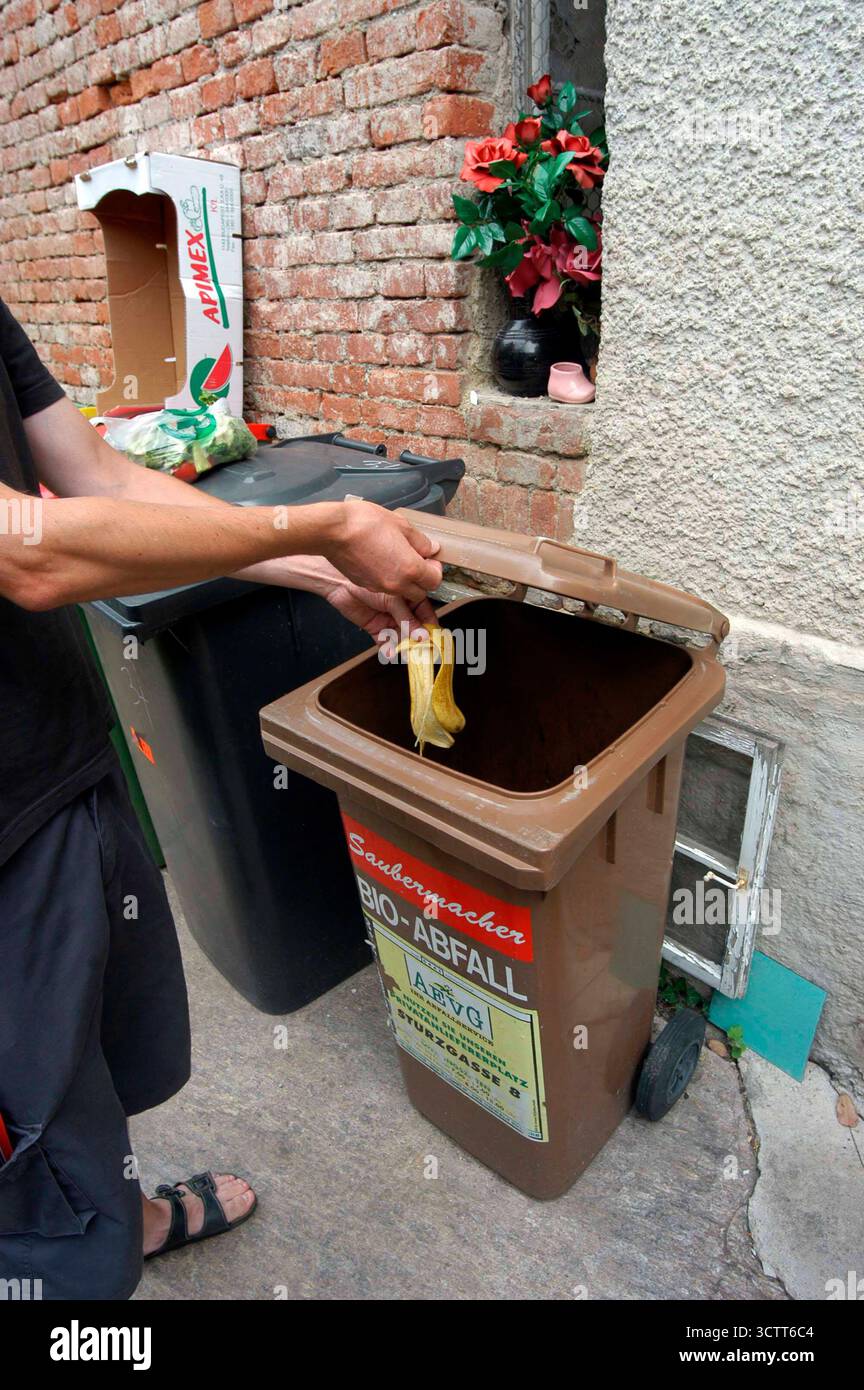 a organic waste trash can for waste separation and composting organic ...