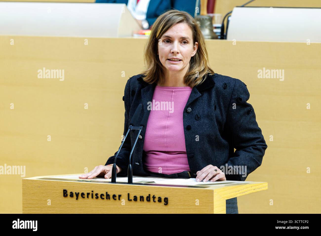 Munich, Germany. 08th Oct, 2025. Laura Weber (Bündnis 90/Die Grünen ...