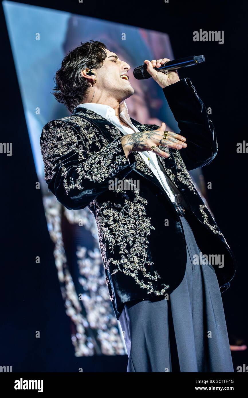 Milan Italy. 07th oct 2025. The Italian singer songwriter DAMIANO DAVID ...