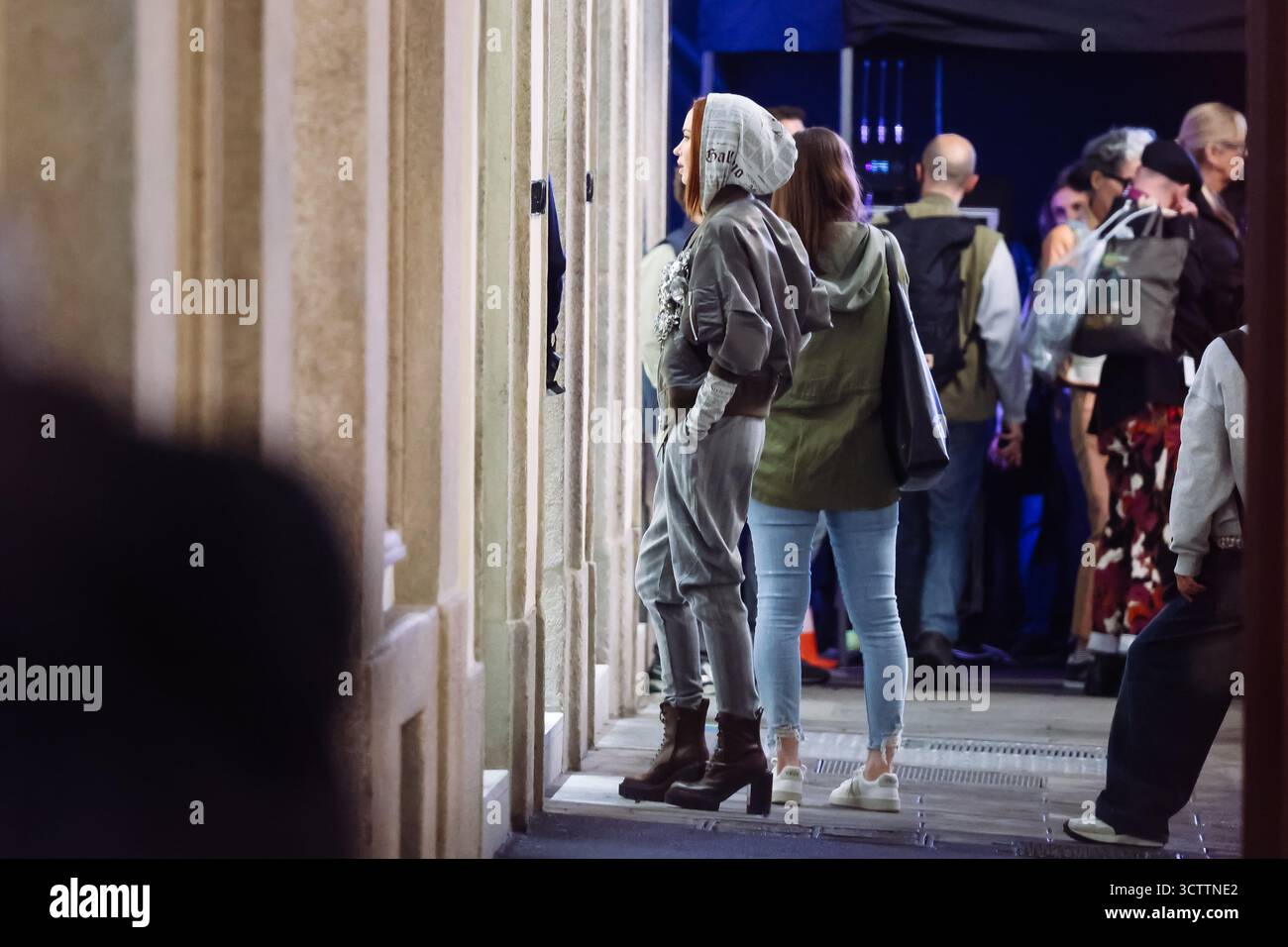 Milan, Italy. 07th Oct, 2025. Milan, filming of The Devil Wears Prada 2 ...