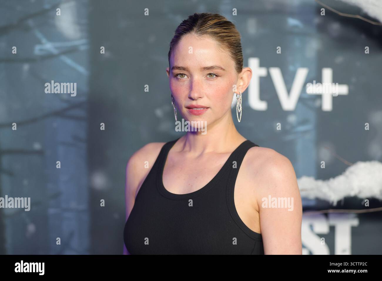 NEW YORK, NEW YORK – OCTOBER 7: Haley Bennett attend the World Premiere ...