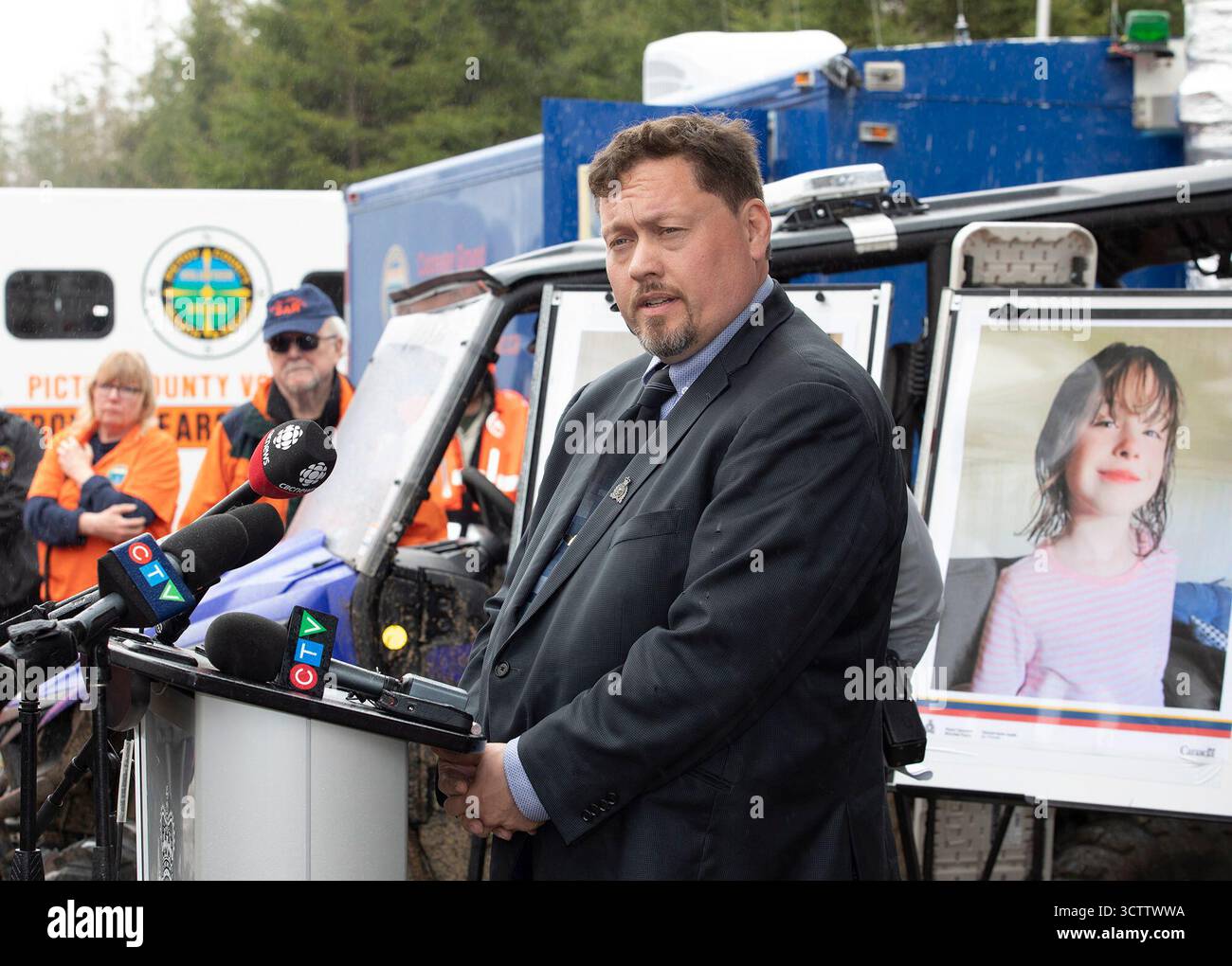 Staff Sgt. Rob McCamon, acting officer major crime, speaks to reporters ...