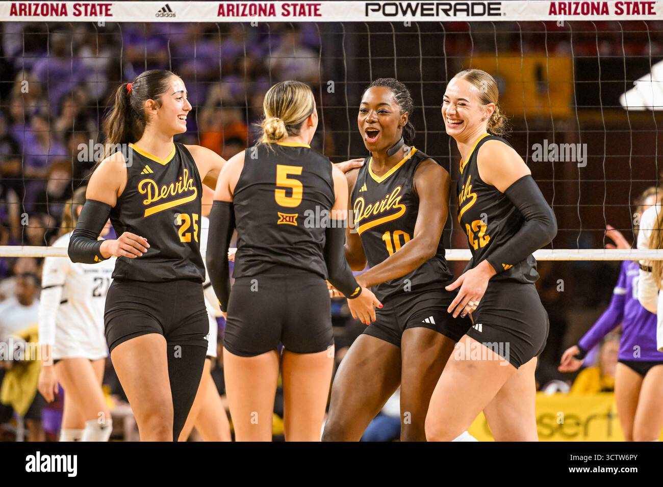 Arizona State Sun Devils opposite Noemie Glover (10) celebrates with ...