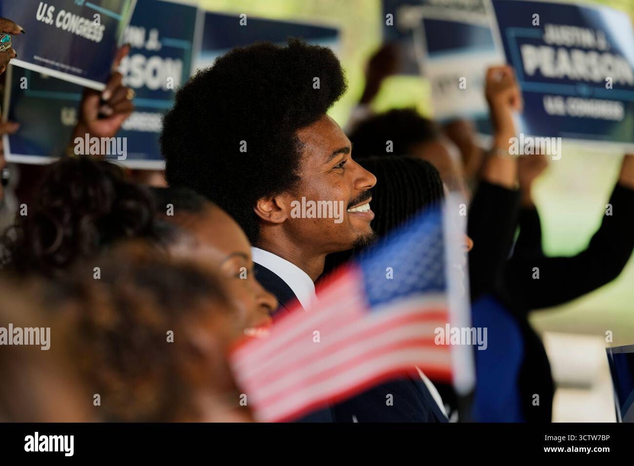 State Rep. Justin J. Pearson, D-Memphis, poses for a picture with ...