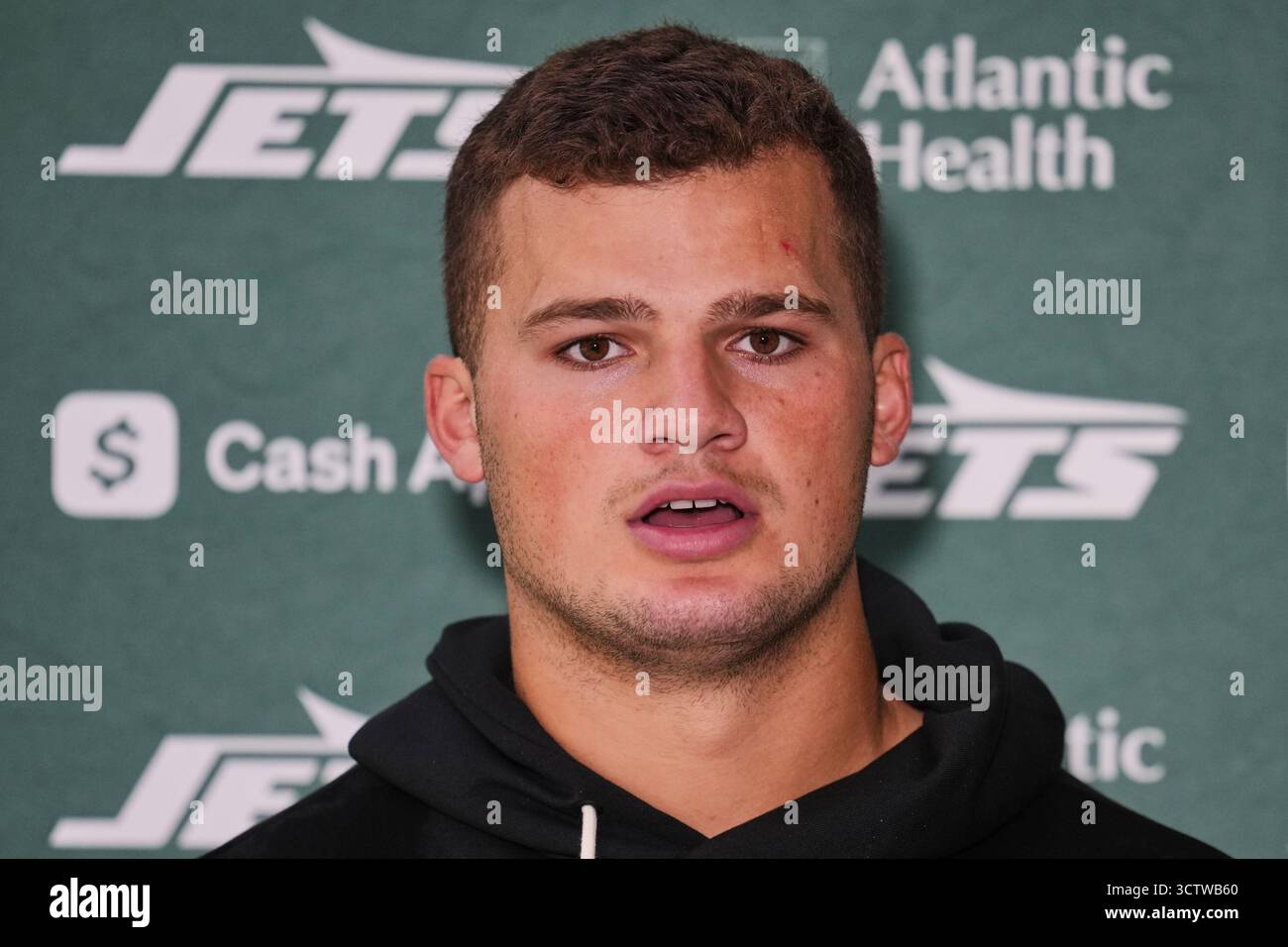 New York Jets tight end Mason Taylor (85) speaks during a press ...