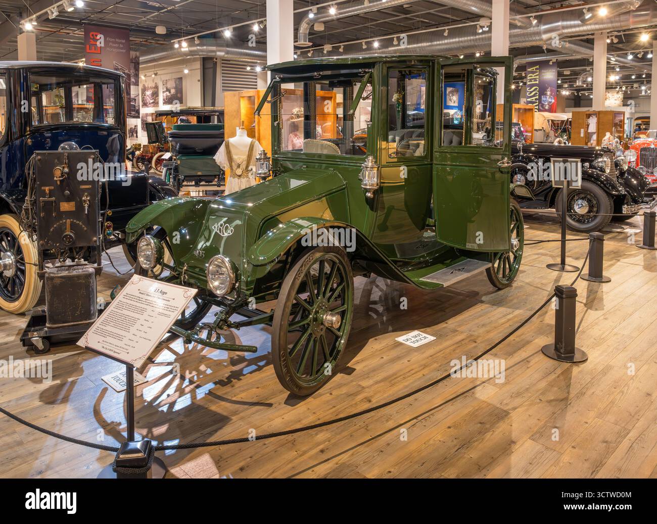 Model c electric fore drive limousine hi-res stock photography and ...