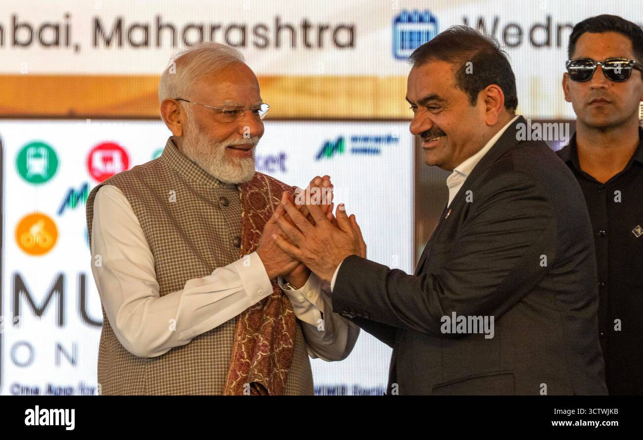 Gautam adani modi hi-res stock photography and images - Alamy
