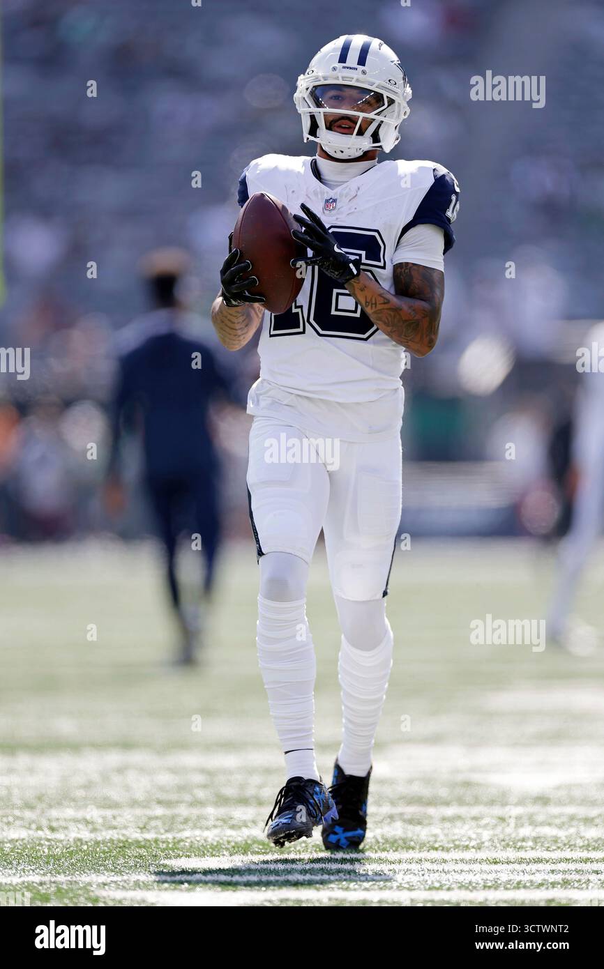 Dallas Cowboys wide receiver Jalen Cropper (16) warms up before an NFL ...