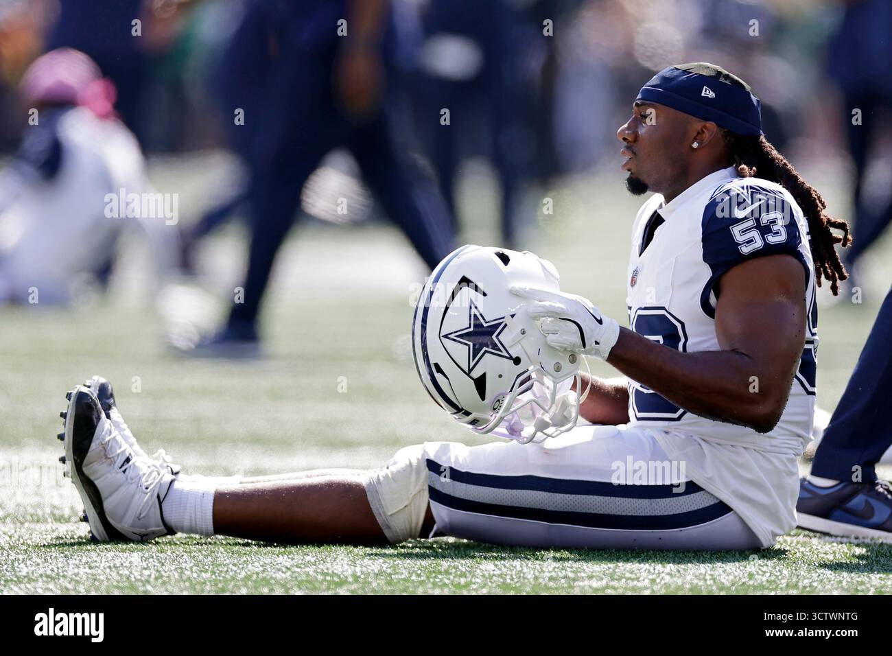 Dallas Cowboys defensive end James Houston (53) warms up before an NFL ...