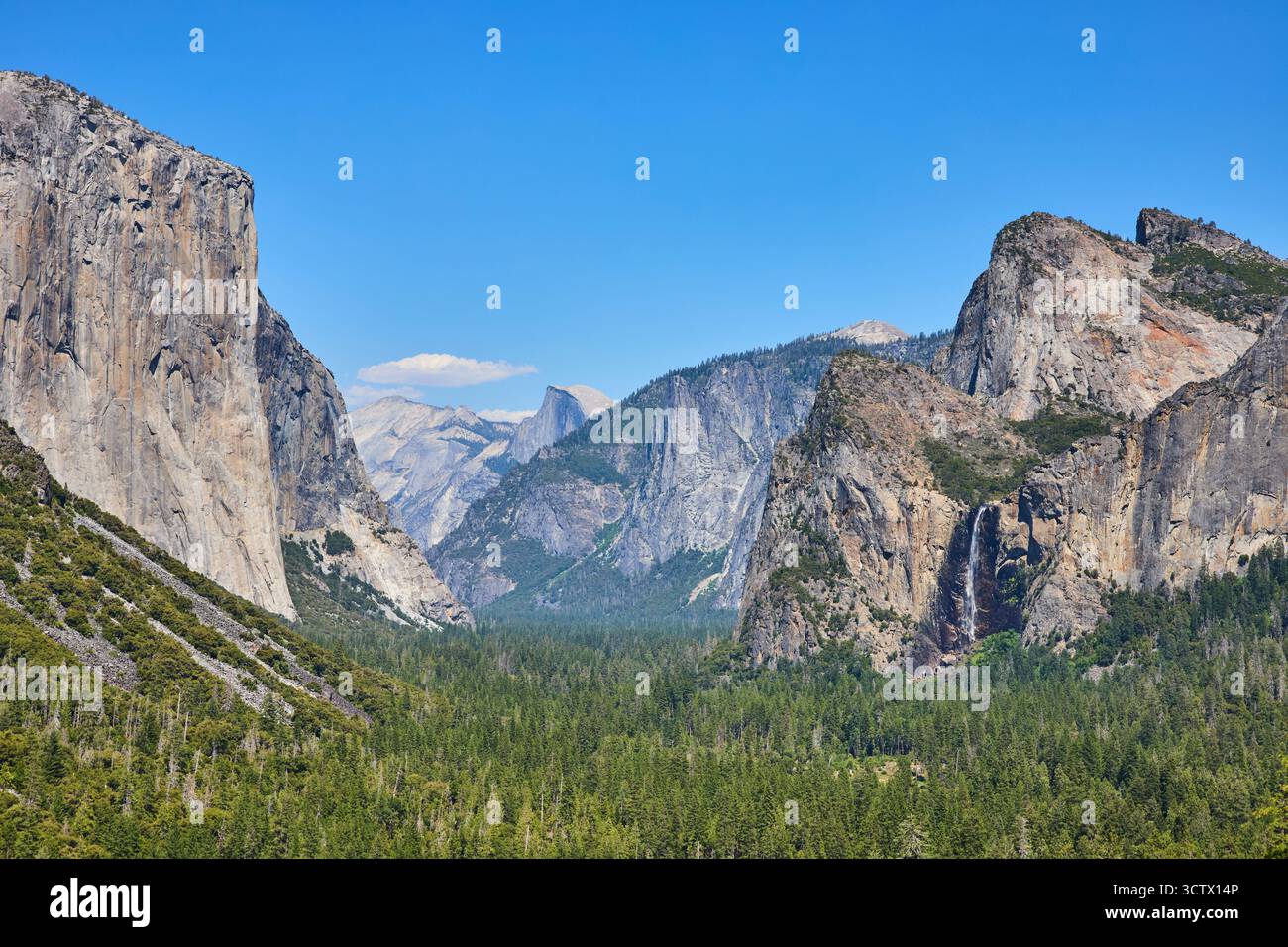 El Capitan Bridalveil Fall and Half Dome at Tunnel View Yosemite ...
