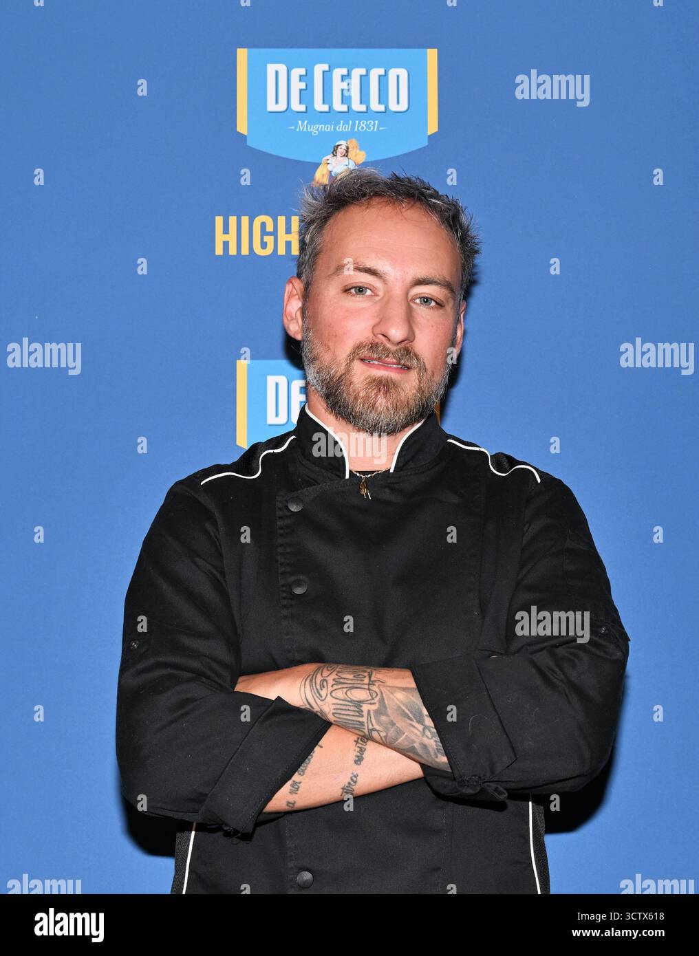 Milan, Italy De Cecco with Elisabetta Canalis and Jury Chechi ...