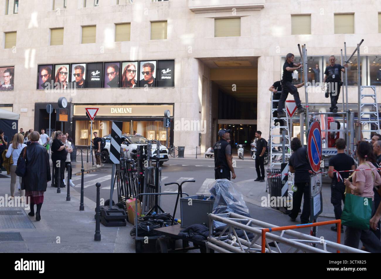 Milan, Italy. 8th Oct, 2025. Milan (it) 10/07/2025 - filming/ The Devil ...