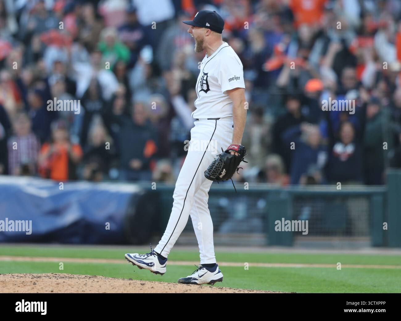 Detroit, United States. 08th Oct, 2025. Detroit Tigers closing pitcher ...