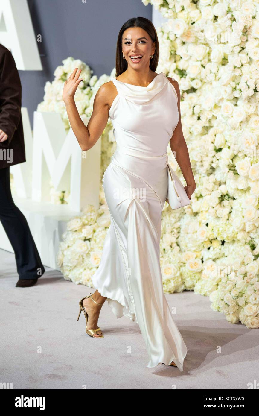 Eva Longoria poses for photographers upon arrival at the premiere of ...