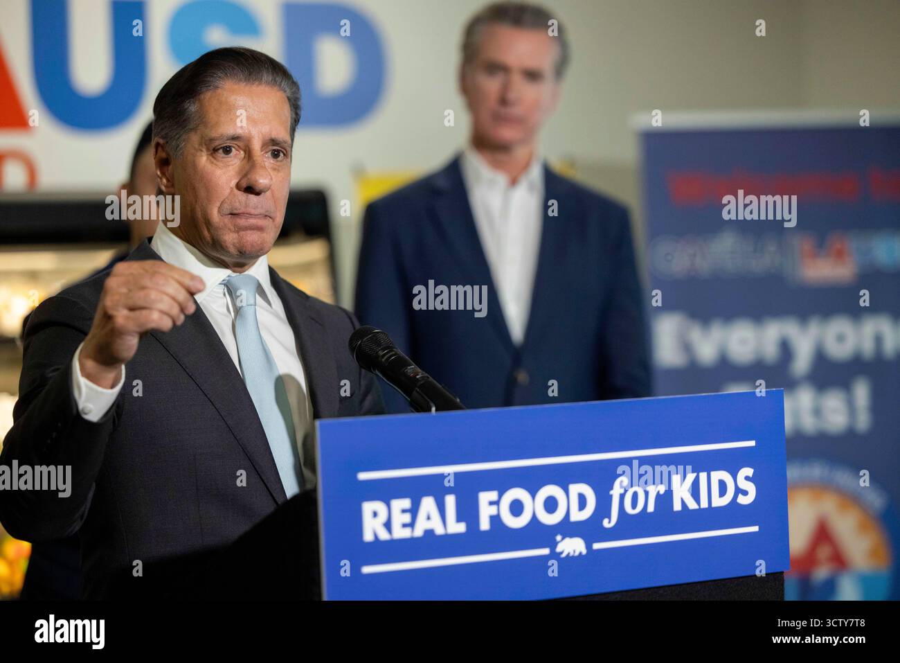Los Angeles, California, USA. 8th Oct, 2025. Alberto Carvalho ...