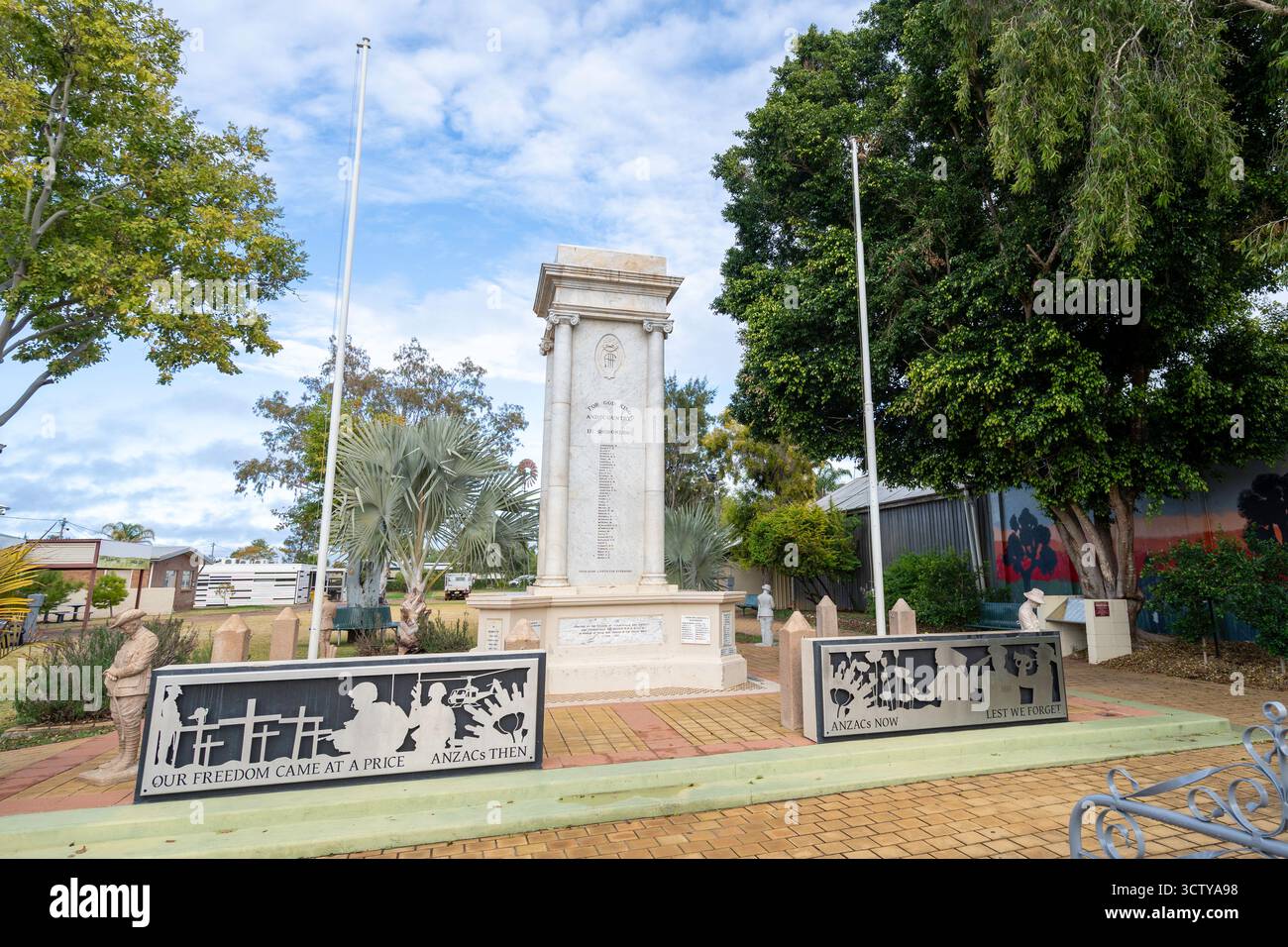 Charleville War Memorial, Charleville, Queensland Australia Stock Photo ...