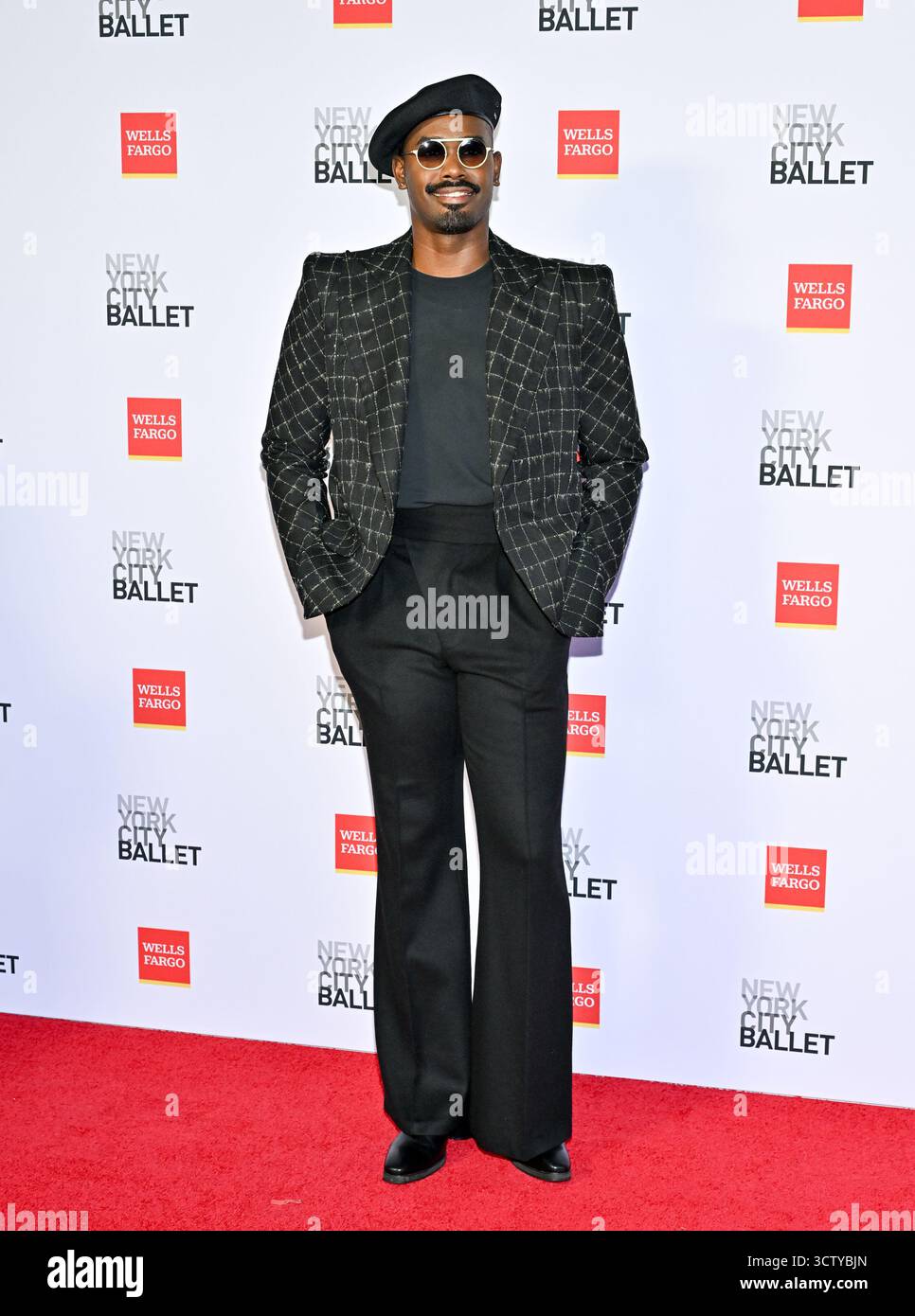 Jamar Roberts attends the New York City Ballet Fall Fashion Gala at the ...