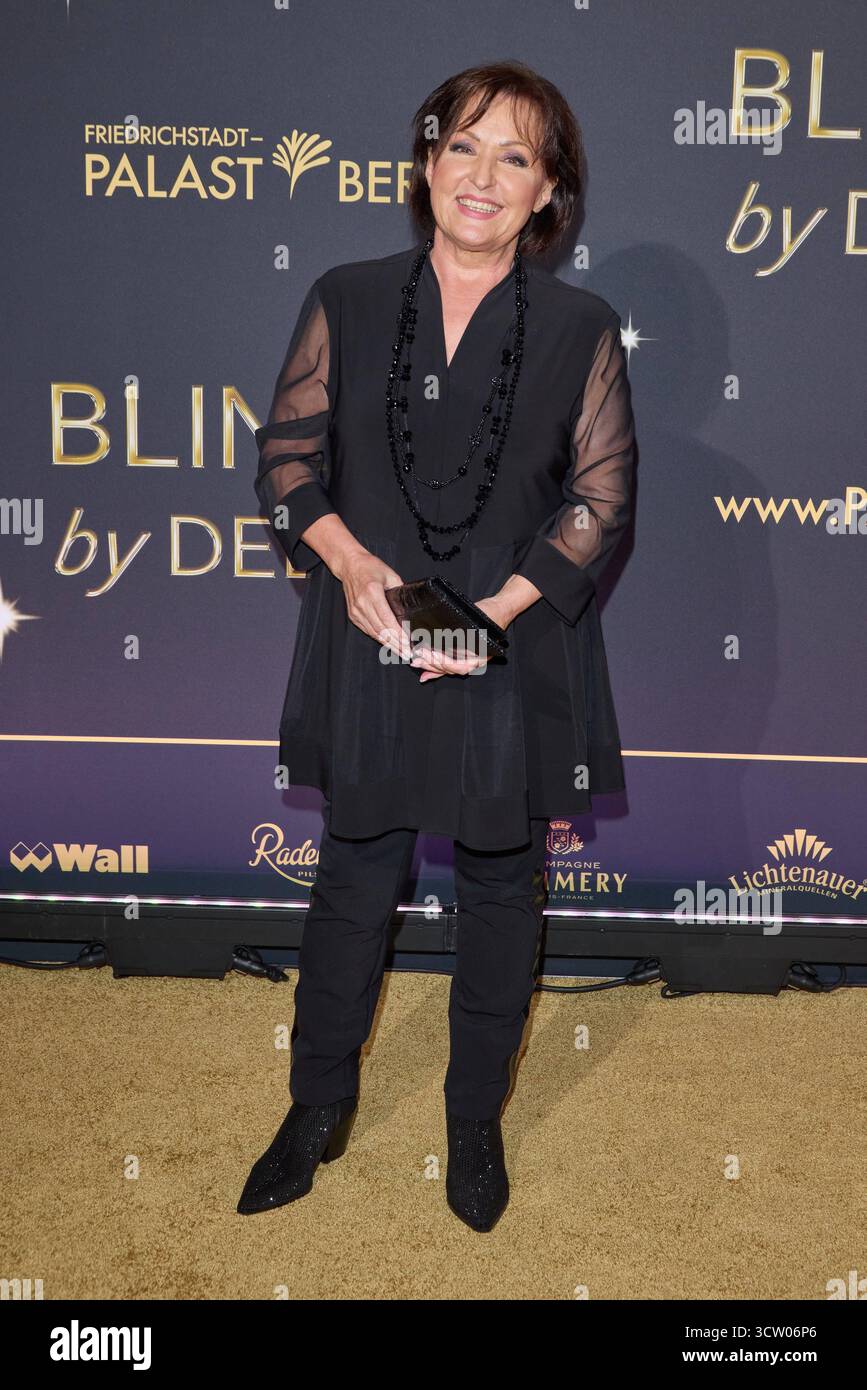 Ute Freudenberg - Weltpremiere der Show BLINDED by DELIGHT im ...