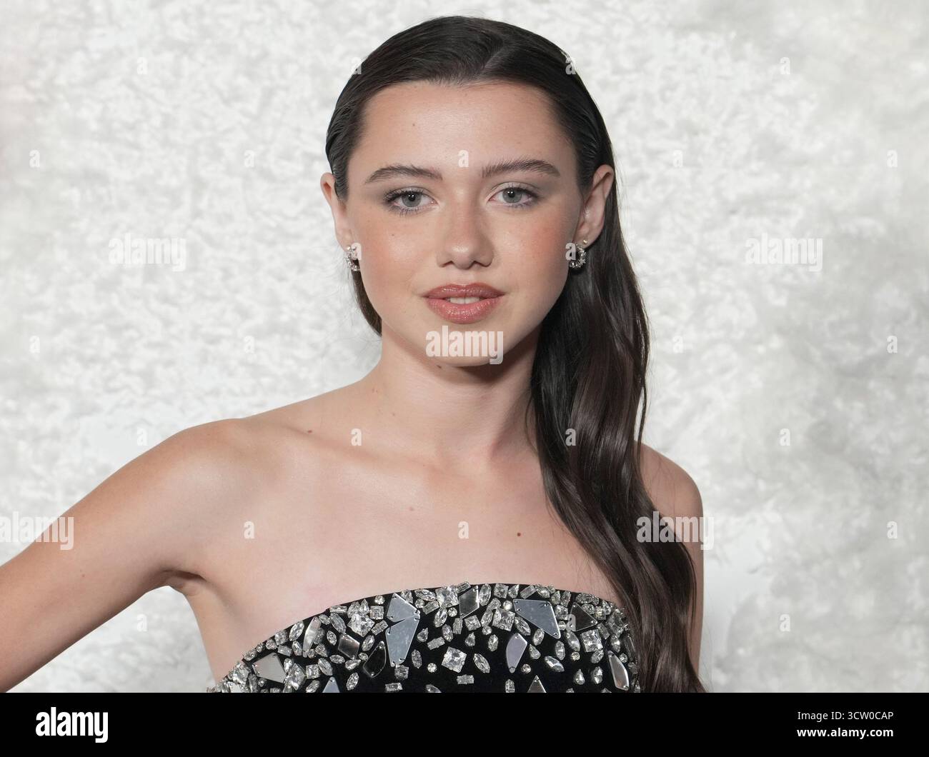 Violet McGraw arrives at the Universal Pictures' BLACK PHONE 2 Premiere ...