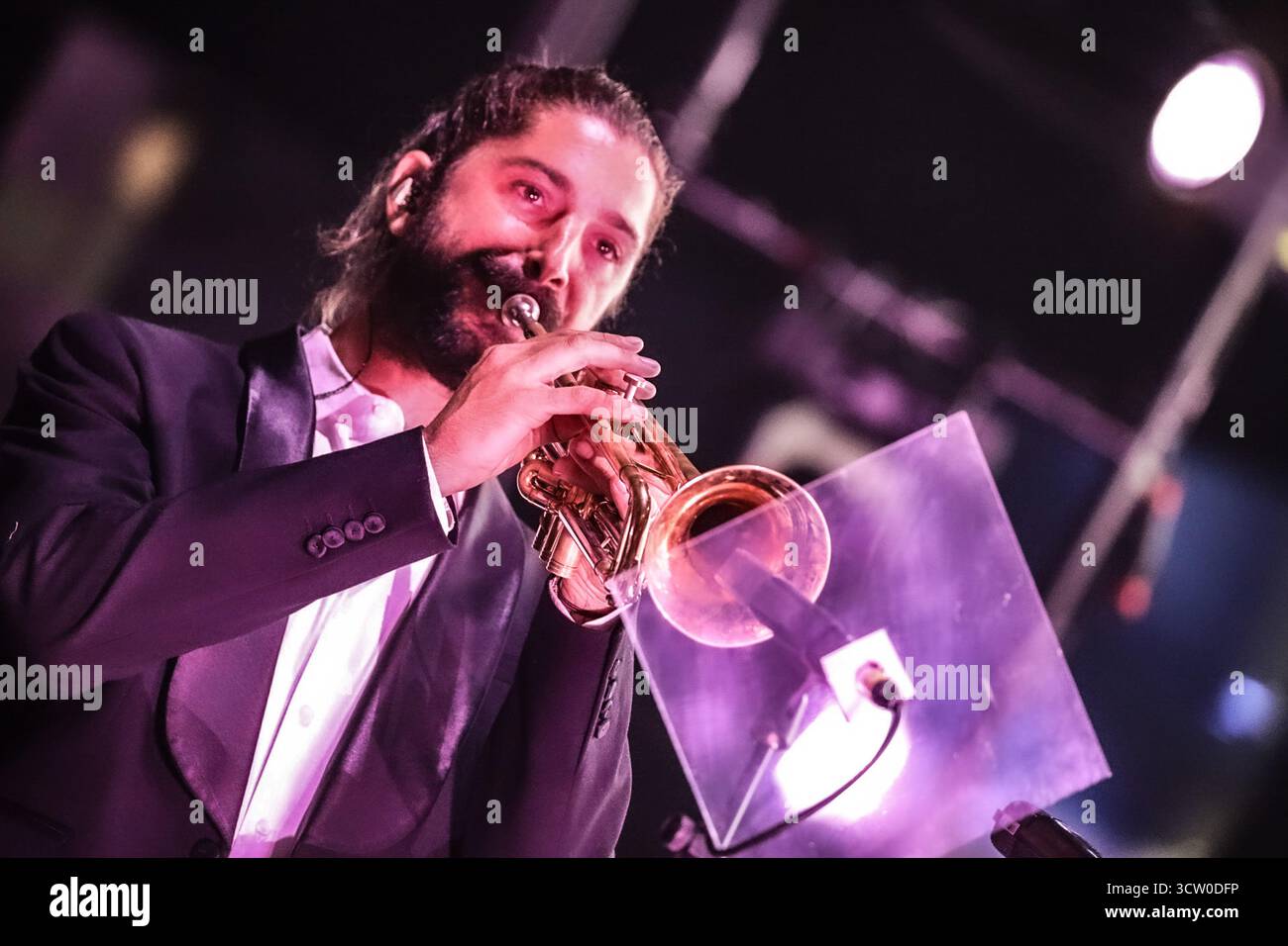 Marco mengoni inalpi arena torino hi-res stock photography and images ...