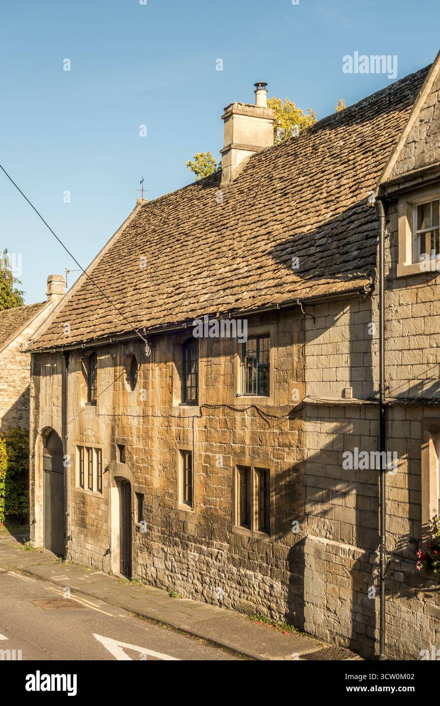 Limestone building hi-res stock photography and images - Alamy