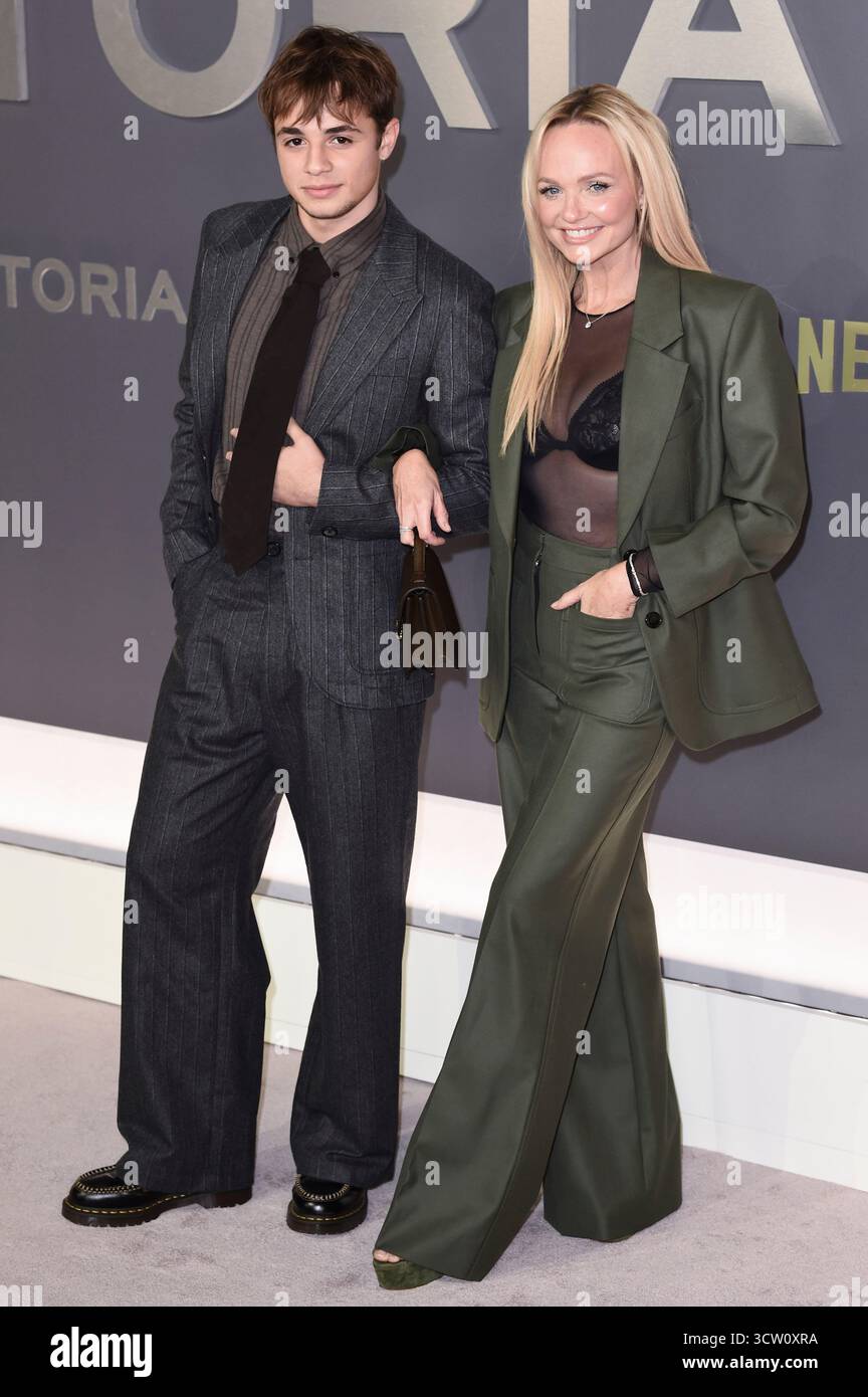 Emma Bunton mit Sohn Beau Lee Jones bei der Weltpremiere der Netflix ...