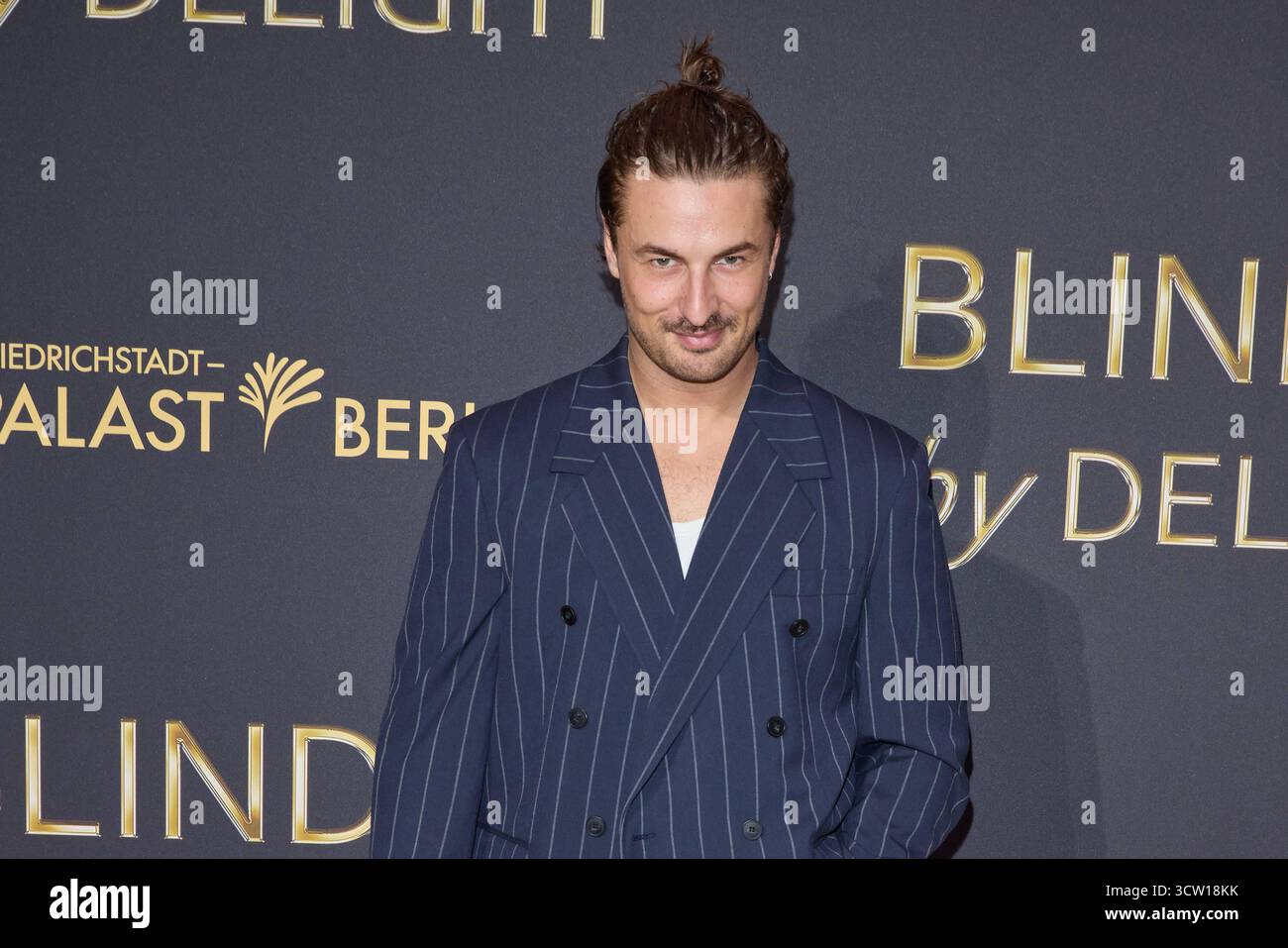 Nicolas Puschmann - Weltpremiere der Show BLINDED by DELIGHT im ...