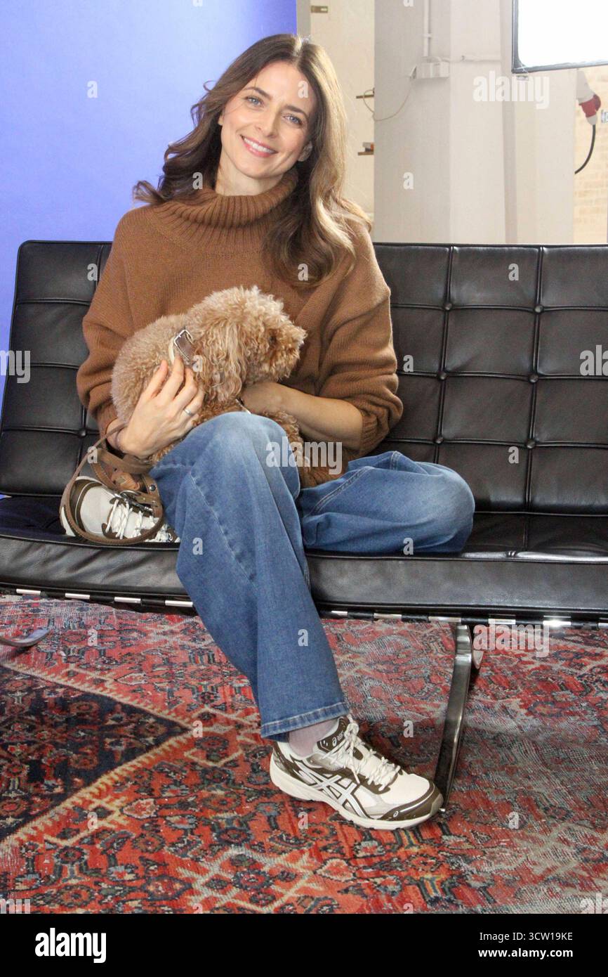 abb Eva Padberg deutsches Model mit ihrem Hund Fonsi aus der ...