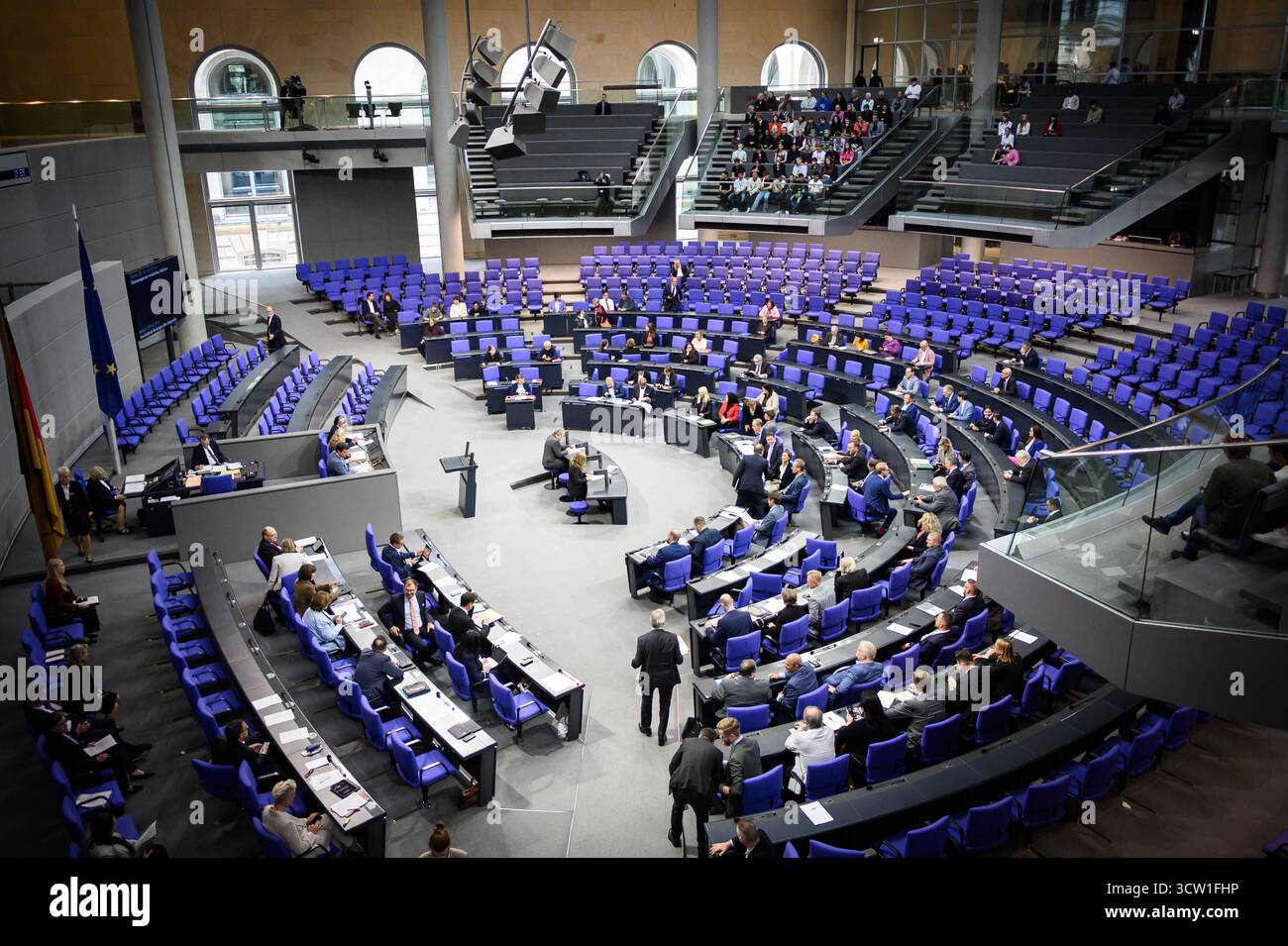 Berlin, Plenarsitzung im Bundestag Plenarsaal während der Sitzung des Deutschen Bundestags am 09 ...
