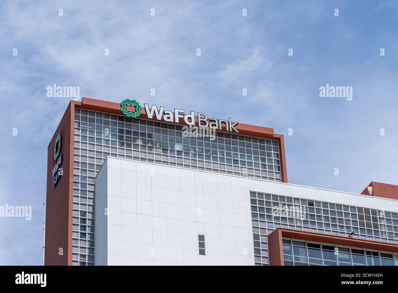 Wafd bank hi-res stock photography and images - Alamy