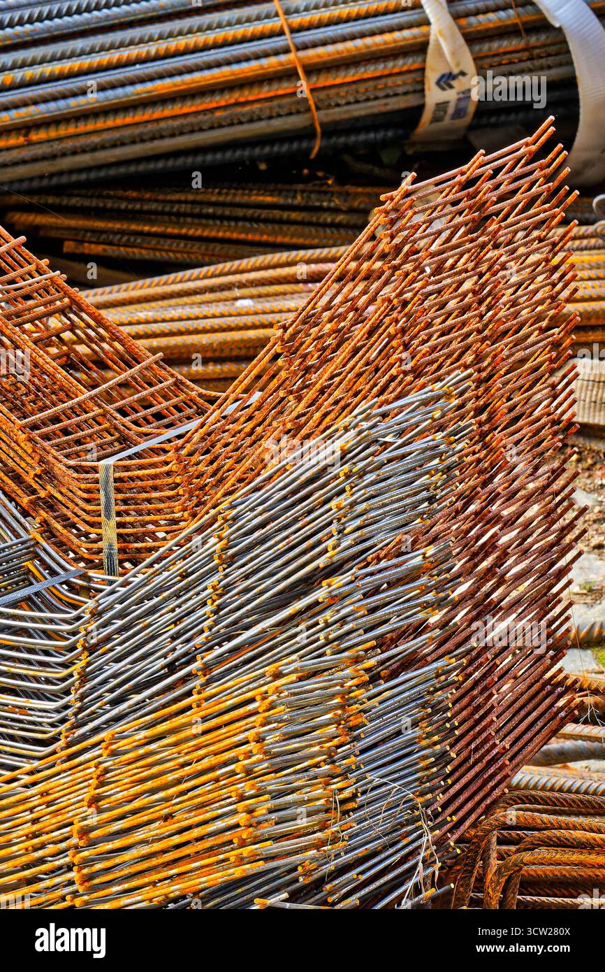 Bewehrungsstahl. Moniereisen auf der Baustelle. München Bayern ...