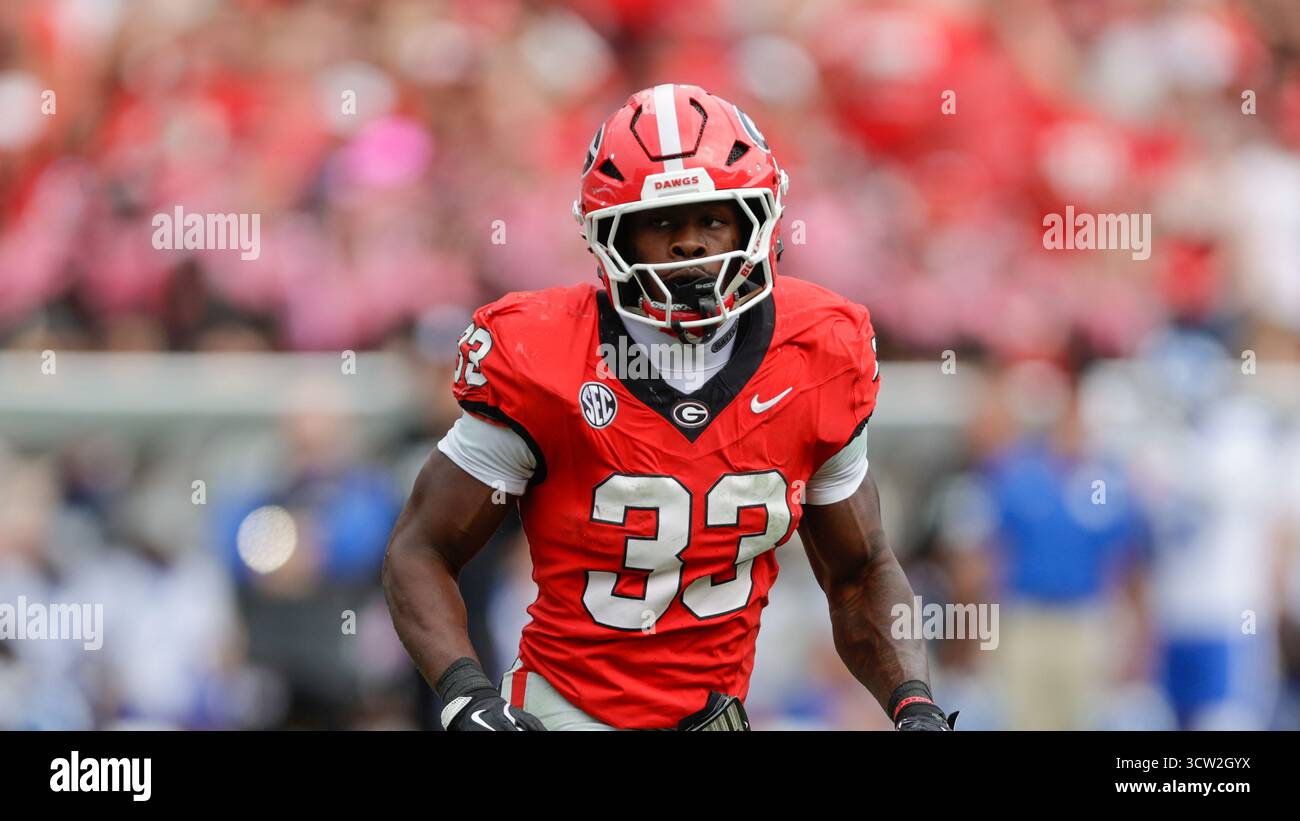 Georgia running back Chauncey Bowens (33) runs a route during the ...