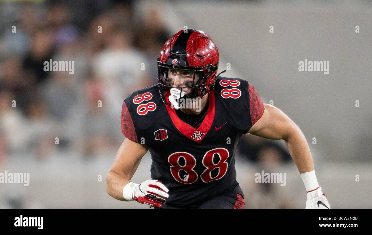 San Diego State tight end Ryan Wolfer (88) runs during an NCAA football ...